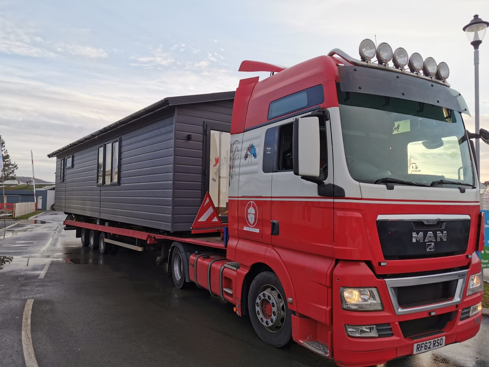 Static Caravan Transport | Lodge Transport | Siting | Wide Load Escorts